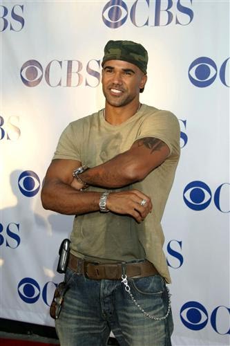 Loving Moore: March 2012