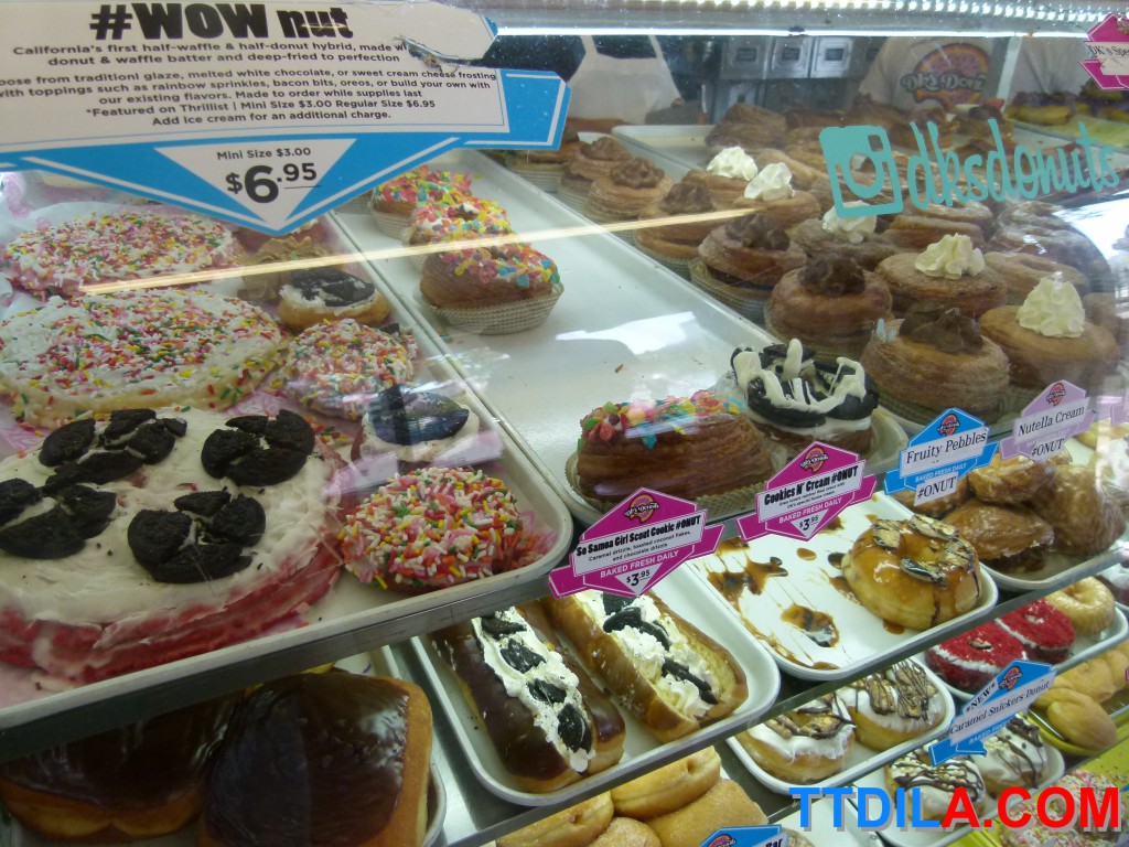 Things To Do In Los Angeles: DK’s Donuts & Bakery aka Donut Heaven