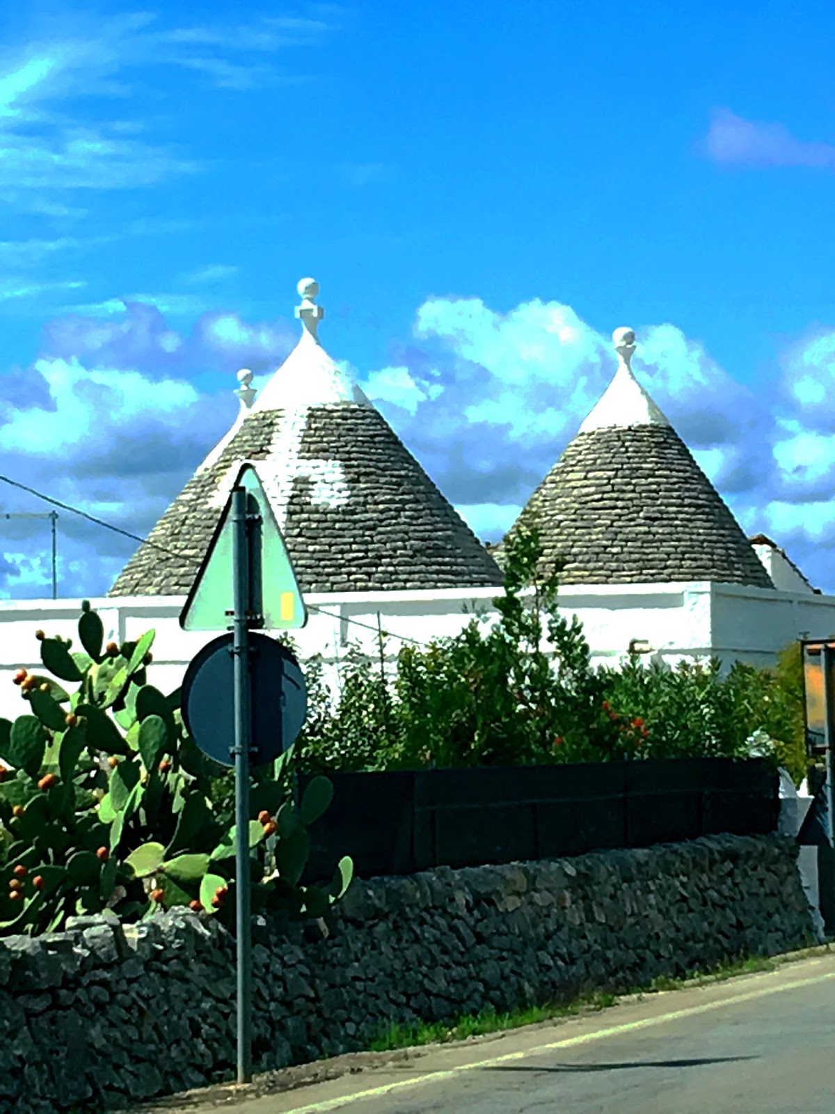 Exploring Puglia ~ What are Trulli? - Corinna B's World