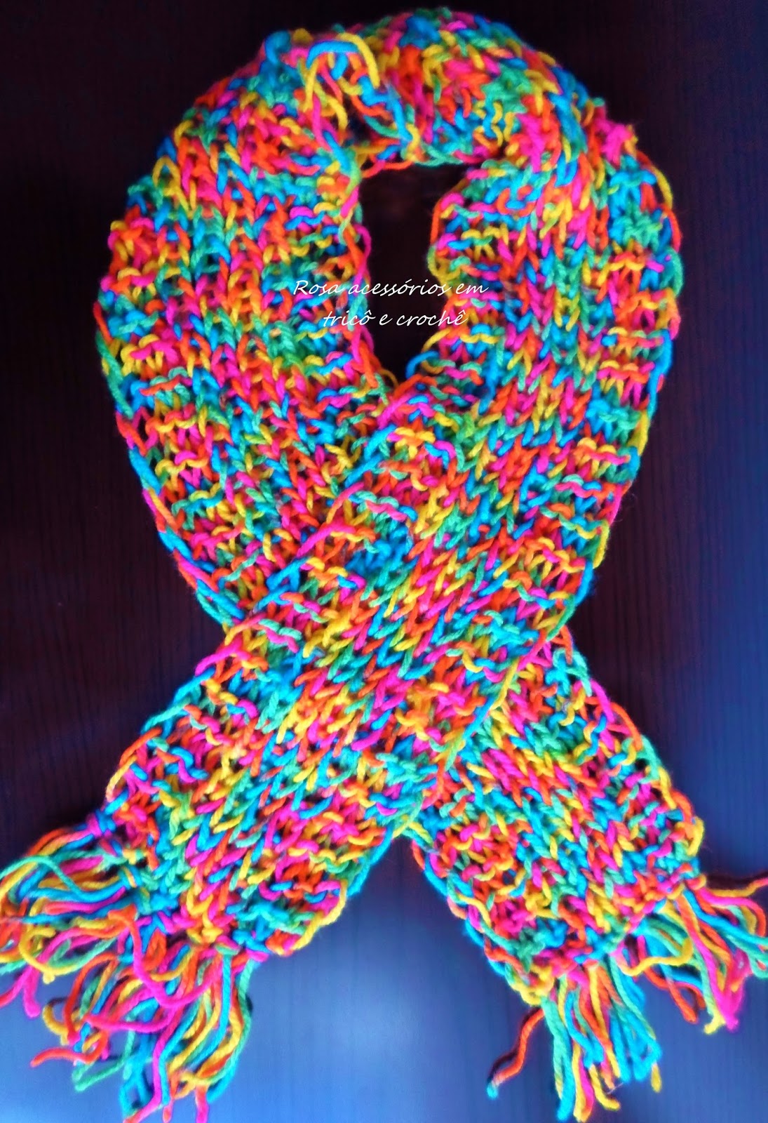 Rosa acessórios em tricô & crochê: Cachecol colorido