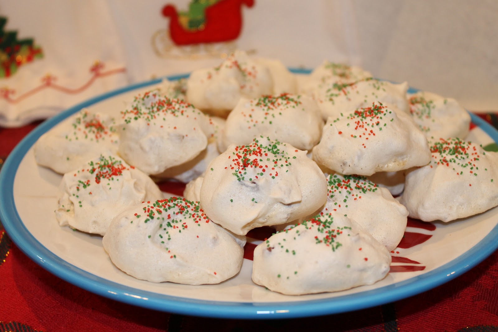 Mélange: Ma's Styrofoam Cookies
