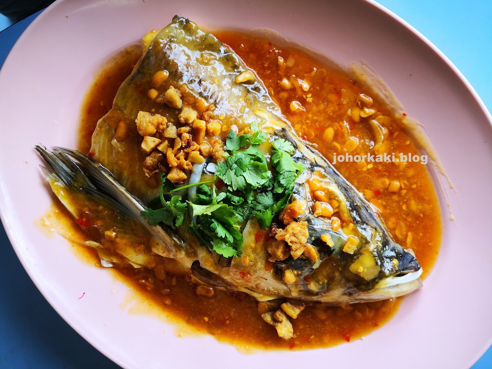 Singapore Song Fish Head Pioneer. Seng Kee 119. Chinatown Complex Food ...