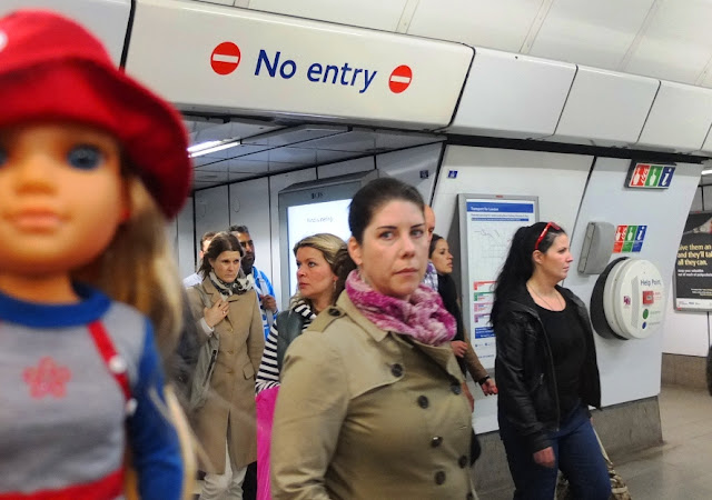 CyborgDolls: London Calling