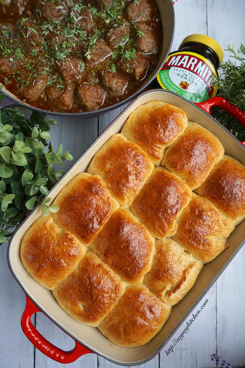 Marmite Cheddar Cheese Buns 妈蜜芝士面包 - Resep Makanan Kekinian