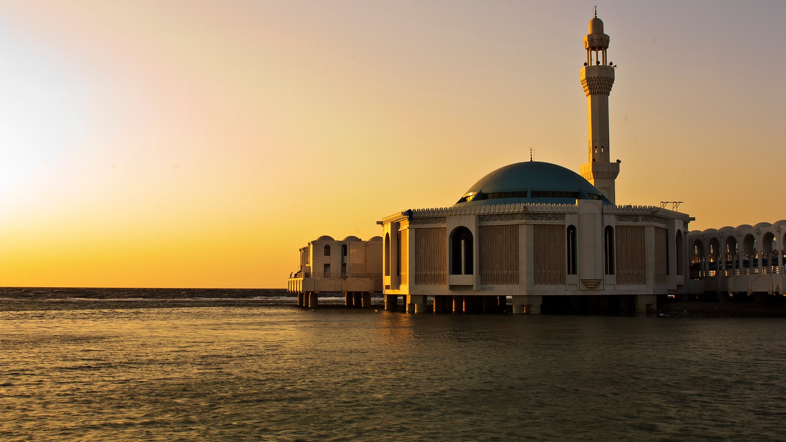 From USA to KSA...and back again!: The Floating Mosque.