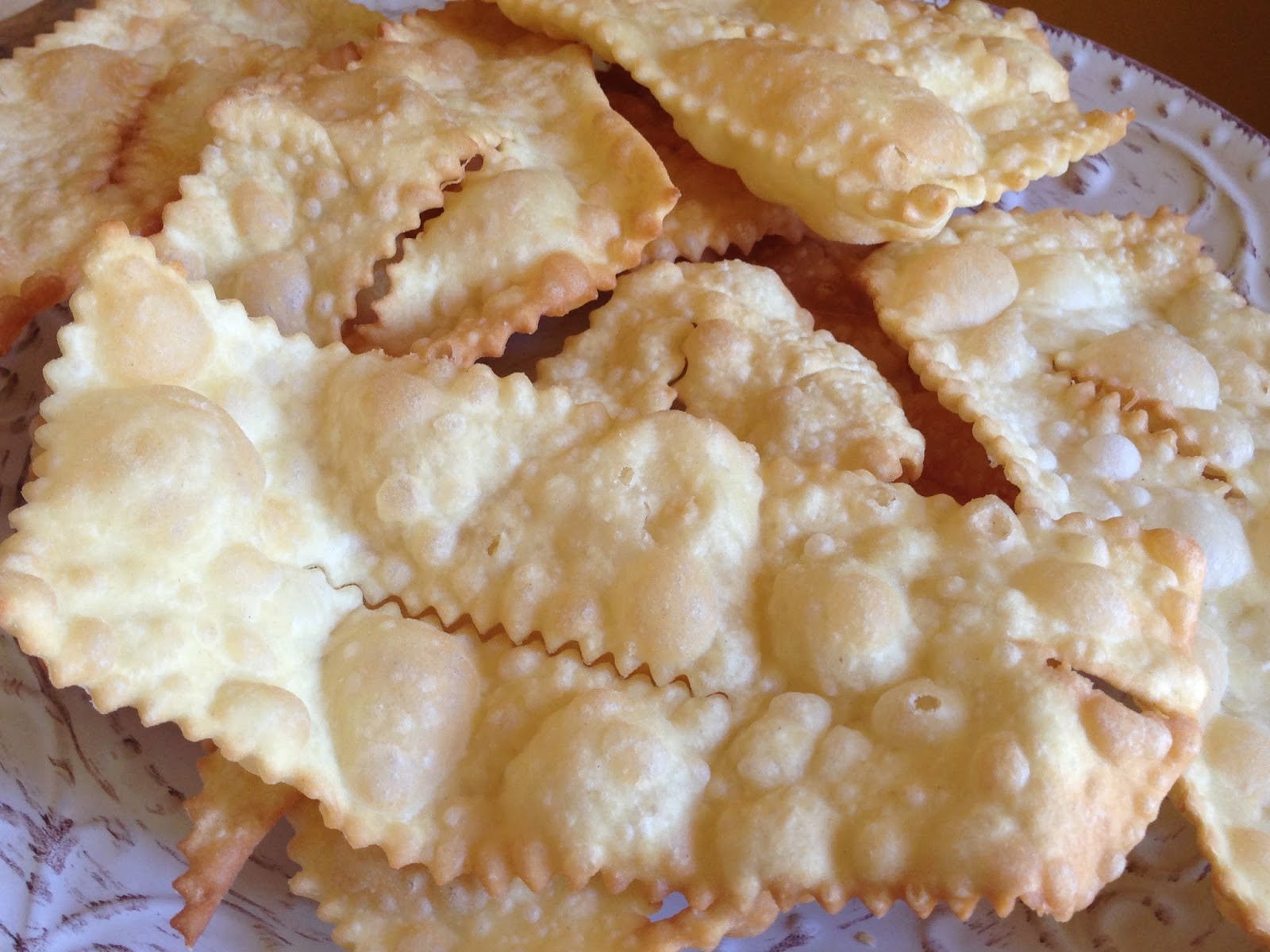 BUGIE (ricetta di Leonardo Di Carlo)