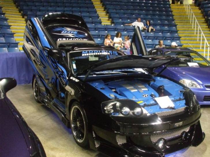 THE TOTAL TUNING: HYUNDAI TIBURÓN