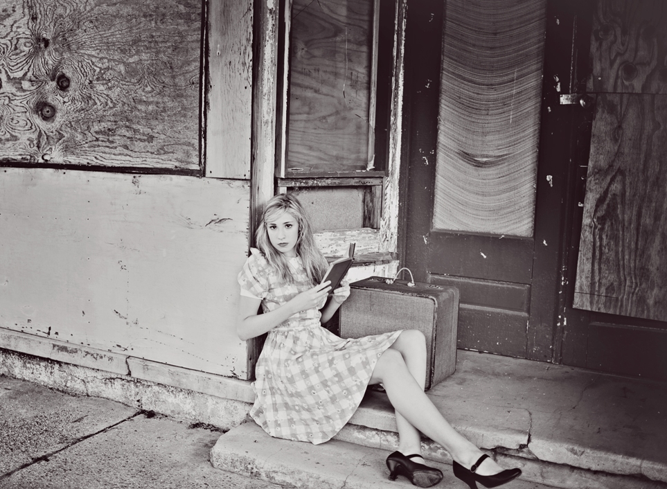 LISA BYRD THOMAS - Hip Fashion Stylist: Black and White Fashion Shoot ...