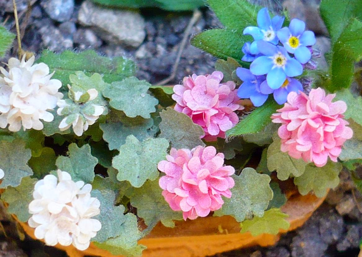 Genevieve's miniacollection: Joyeuses Pâques - Happy Easter