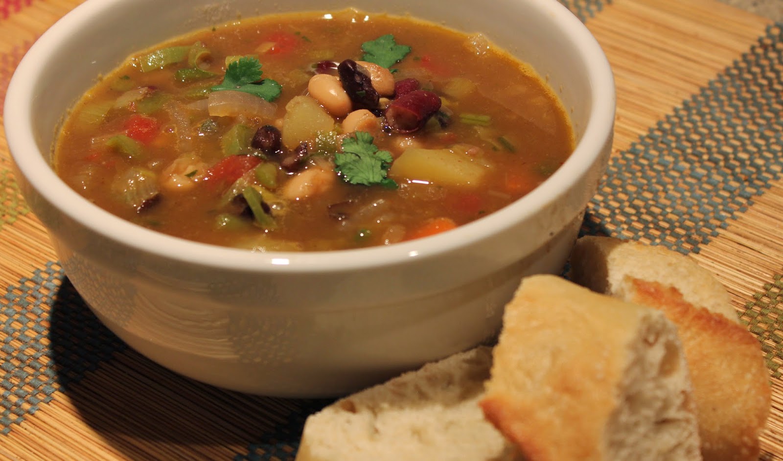Pudica's Food Corner: Three Bean Soup