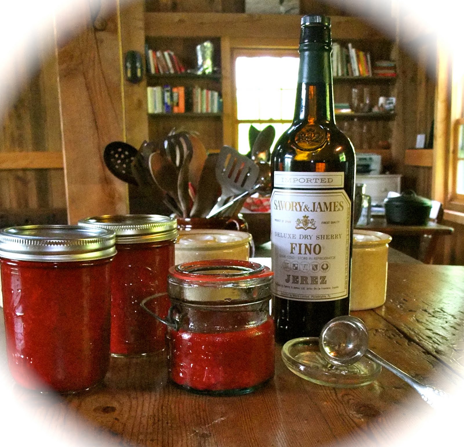 Preserved and Pickled: SHERRIED STRAWBERRY JAM