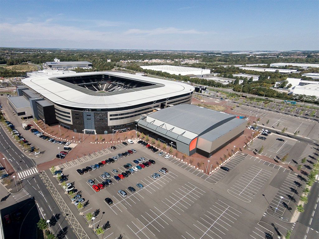 Stadium MK og Arena MK í Englandi
