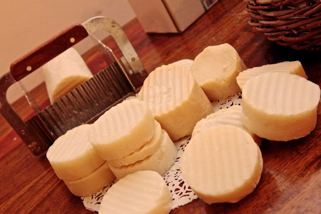 AL MASOUD TRADING : POEVOO & PEVOO: SABUN MINYAK ZAITUN PALESTIN