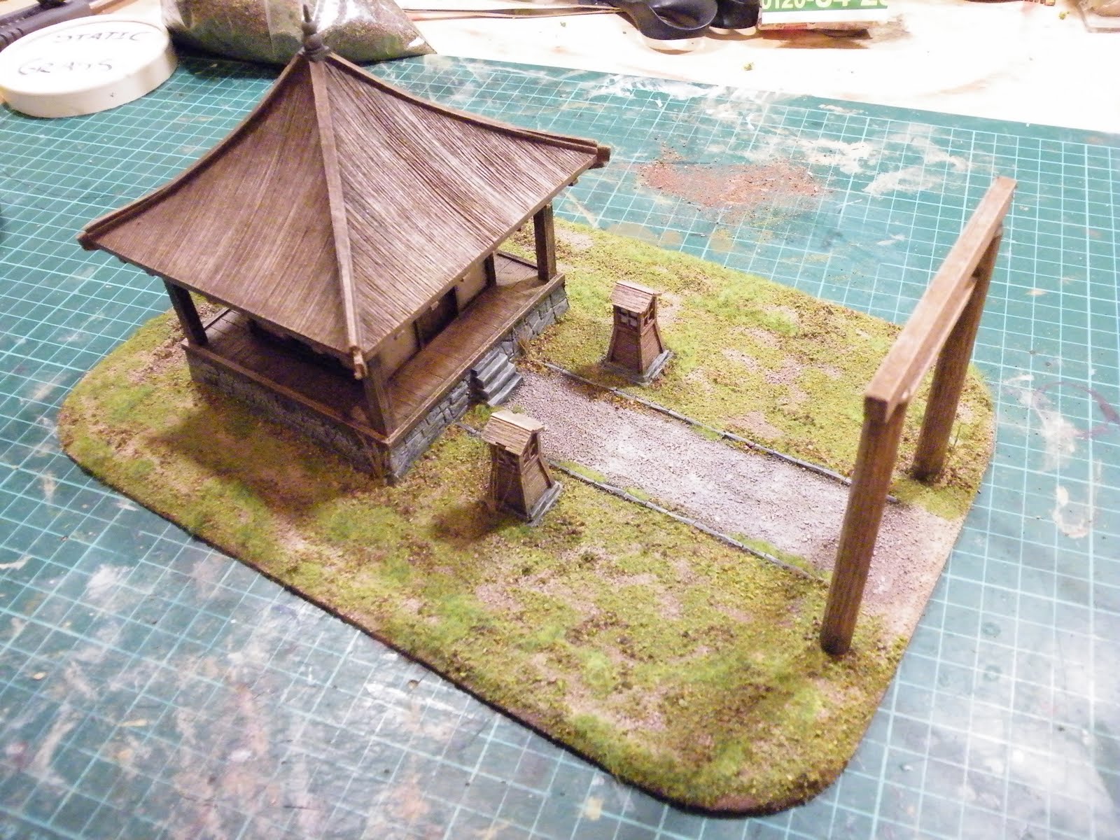 Jimbibblyblog: 28mm Samurai terrain (roadside shrine)
