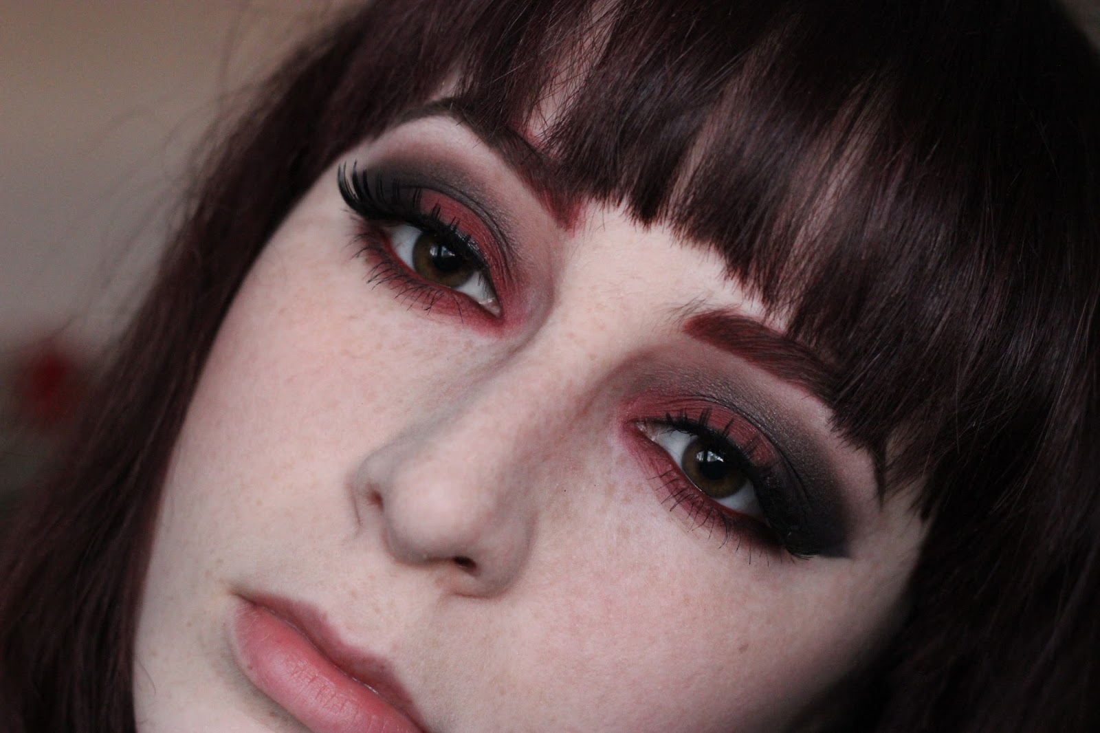 coffee_pls: Mad Makeup with Makeup Geek shadow/liner