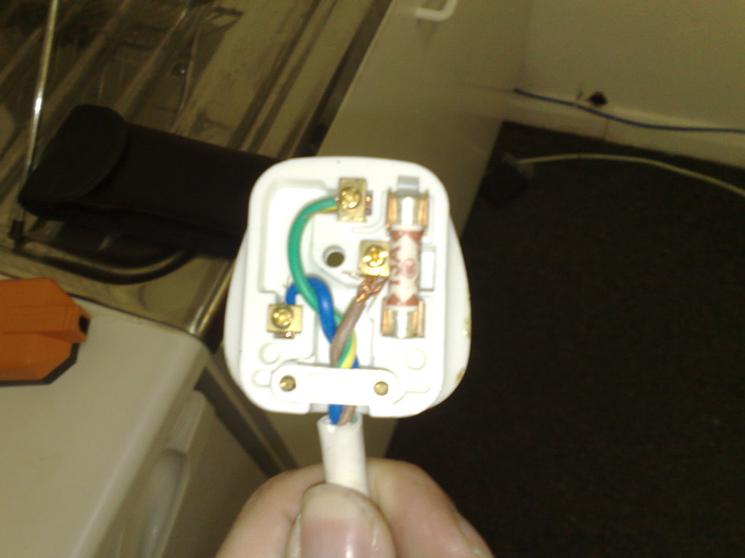 Woolgar Electrical: July 2011