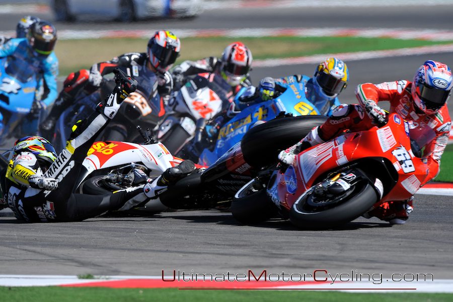 Free Wallpapers: Moto GP crash