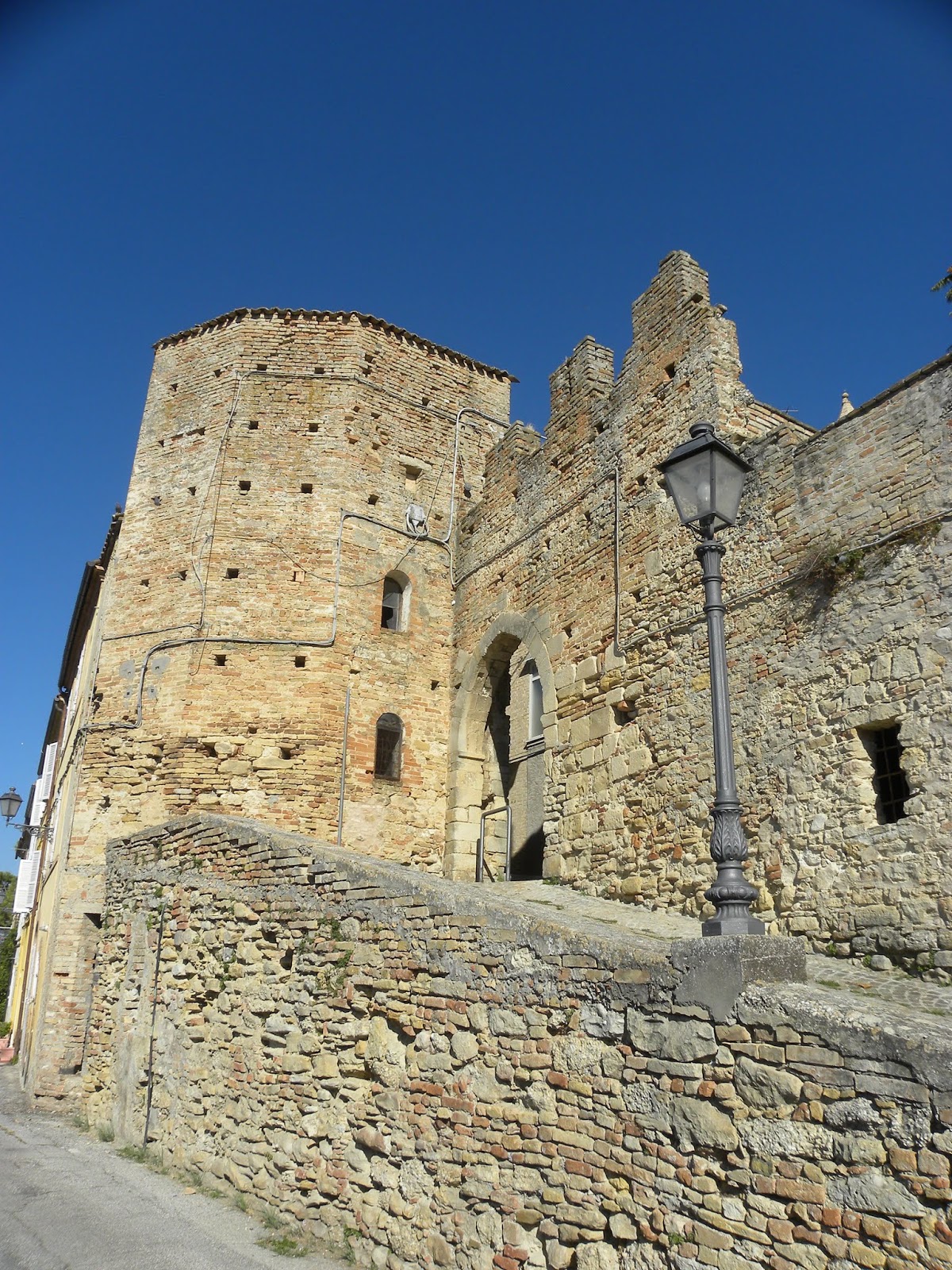 Alla scoperta dei tesori di Montefiore dell'Aso ( AP ) - THE MARCHE ...
