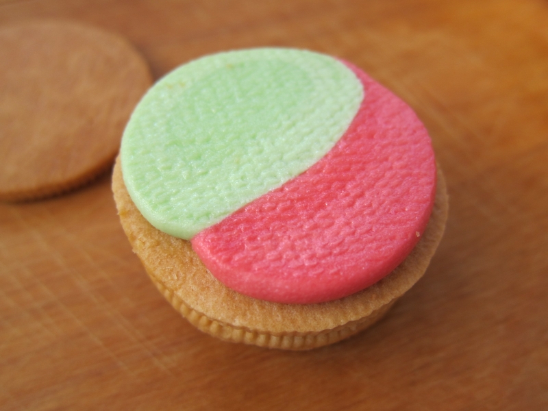 Review: Nabisco - Watermelon Oreo Cookies