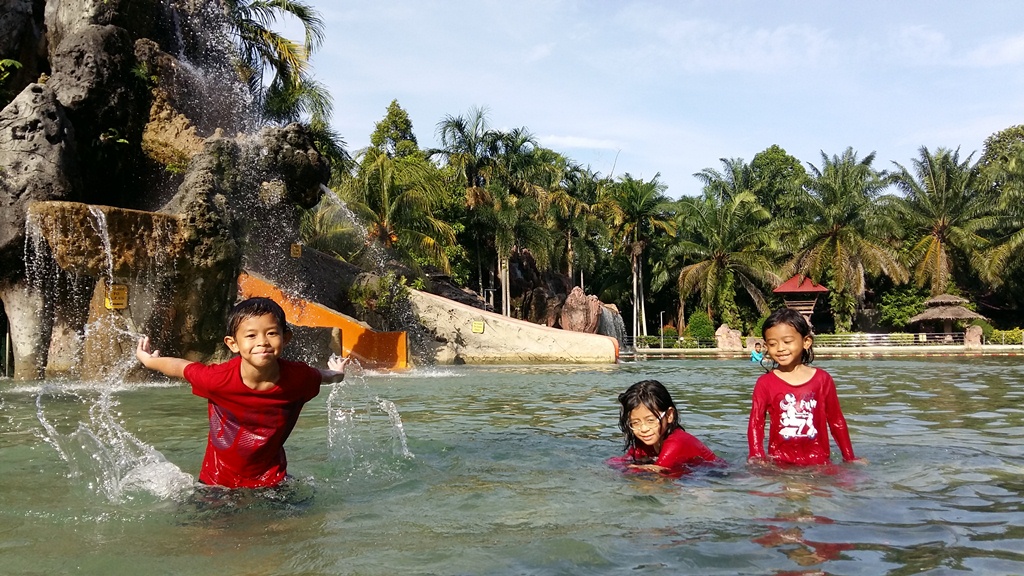 TRAVELOG: FELDA RESIDENCE HOT SPRINGS SUNGAI KLAH PERAK : Jom Mandi ...