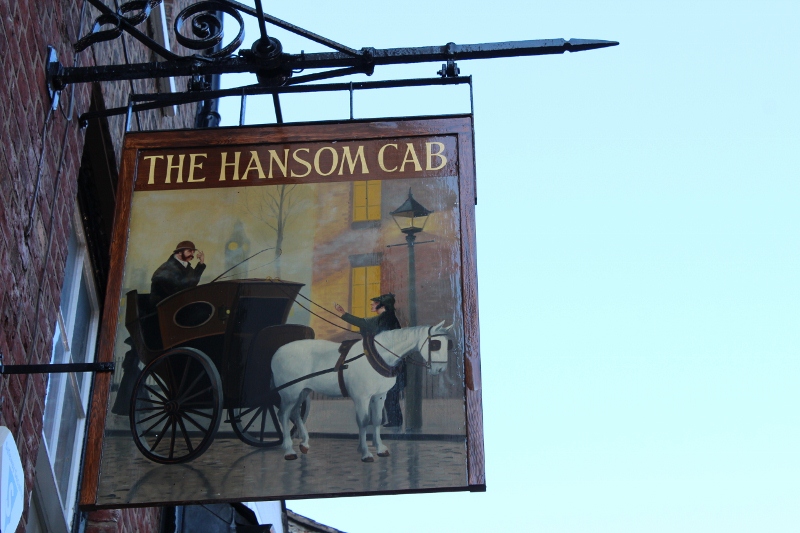 Ginnels Gates and Ghosts: Hansom Cab