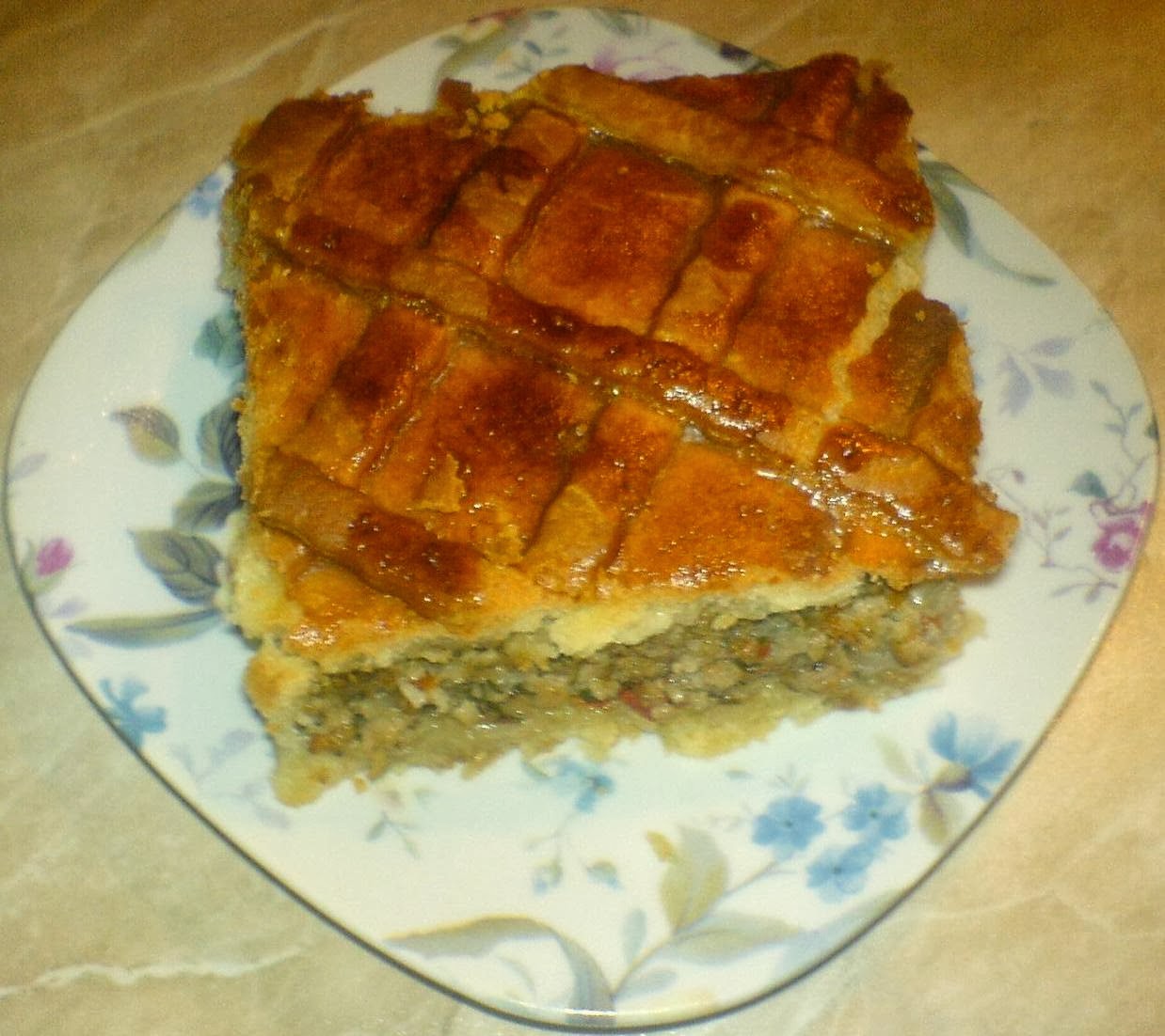 Placinta cu carne | Preparatedevis.ro