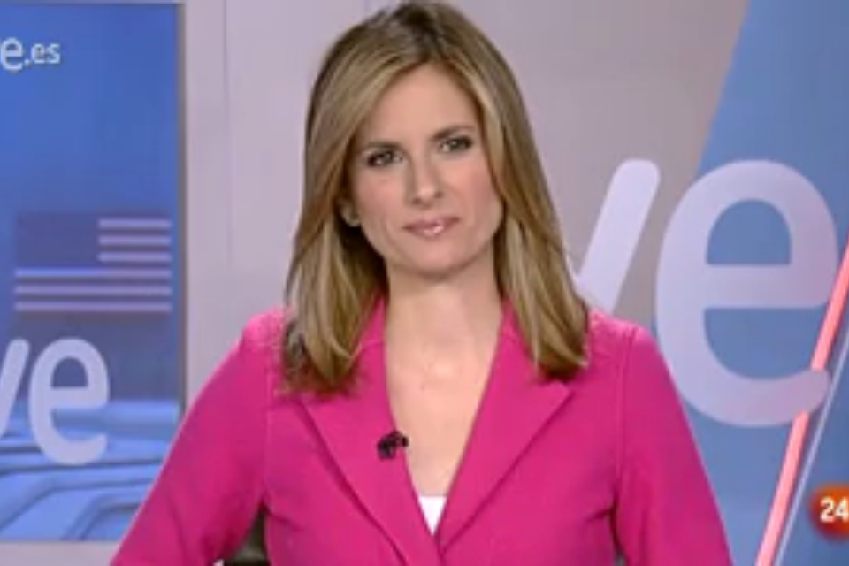 vuesalatele: 2012 01 02 @06H45 - ANA ROLDAN, TVE 24H, TELEDIARIO MATINAL