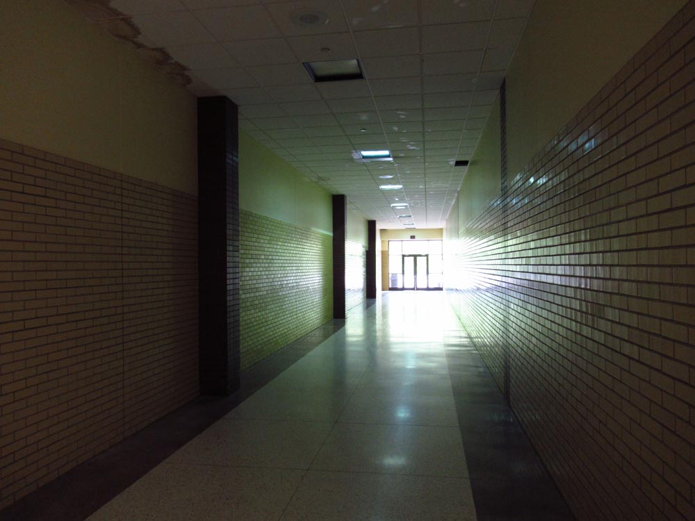 Sky City: Retail History: Warren Mall: Warren, PA