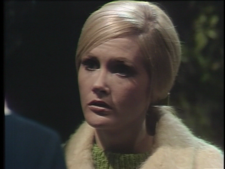 Shadows on the Wall: An Online Dark Shadows Fanzine: A Tribute to Nancy ...