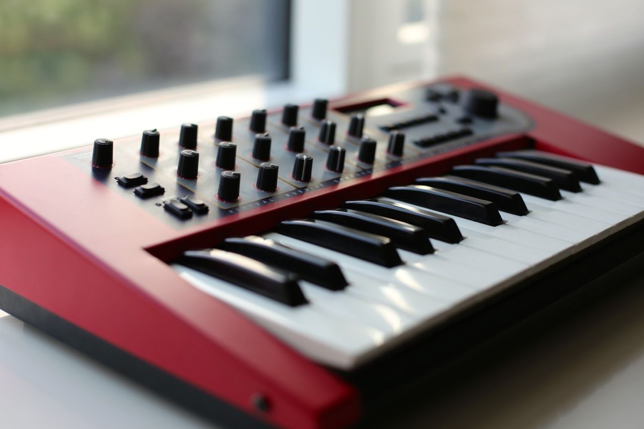 MATRIXSYNTH: Clavia Nord Modular Synthesizer G1