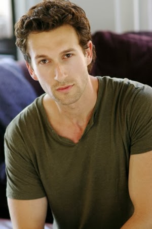 Favorite Hunks & Other Things: Wednesday, November 13, 2013