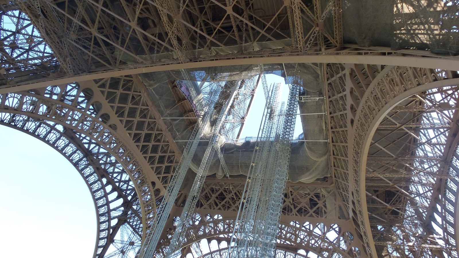 Arizonami: La Tour Eiffel.....