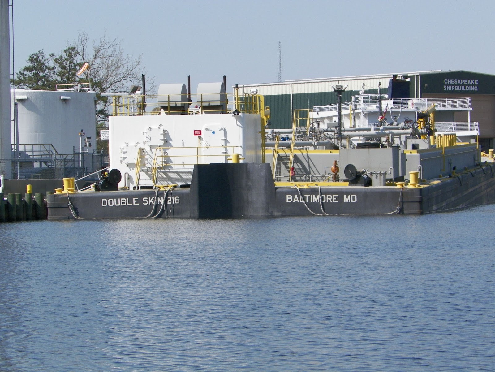 Carlz Boats: Tanker Barge DOUBLE SKIN 214 & Towboat ROANOKE