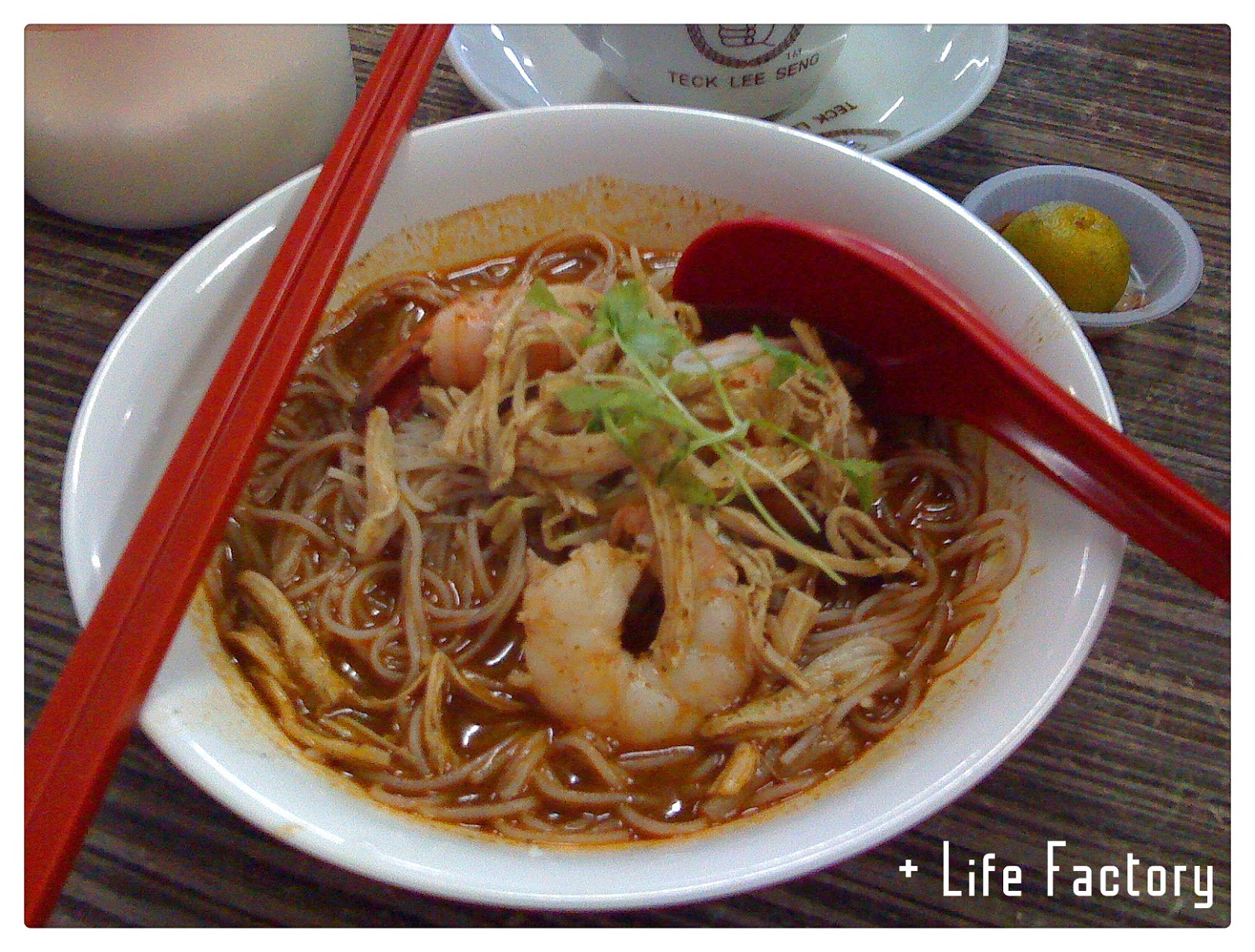 Positive Life Factory: [Food] Laksa Sarawak, Chong Choon Cafe, Kuching ...