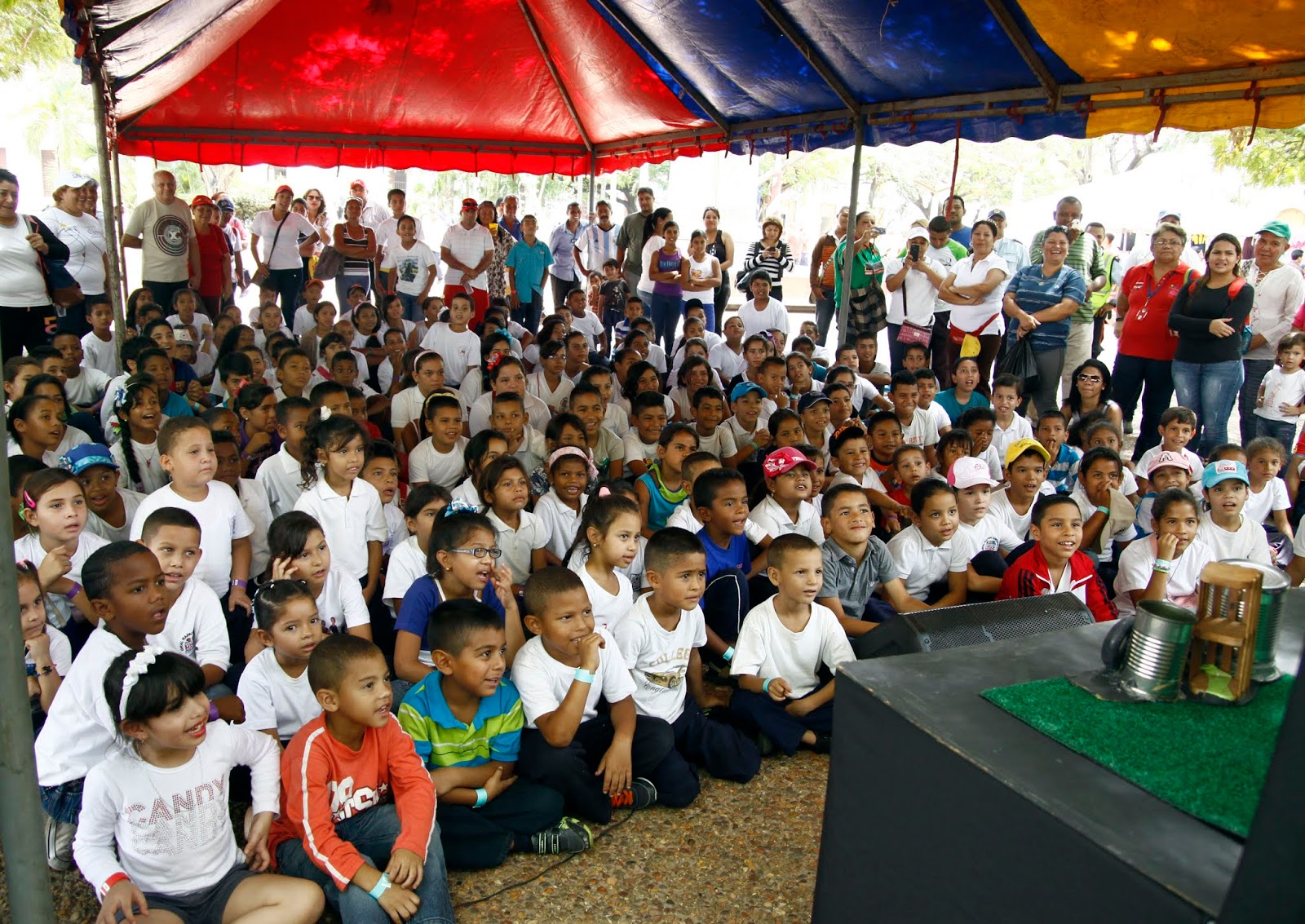 TITERES TUQUEQUE (Caracas, Venezuela): julio 2018