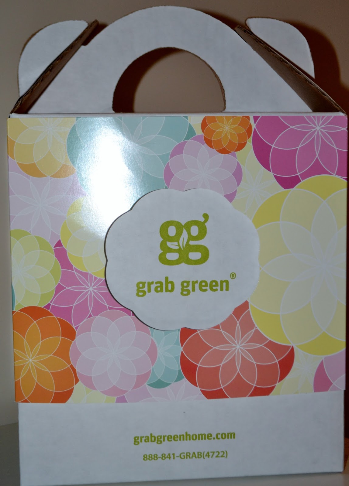 Grab Green Feature and Giveaway #GrabGreen #MomsMeet #sponsored