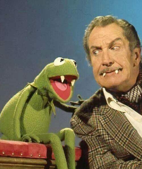 Theresa's Halloween Wonderland: Kermit the Frog, Vampire