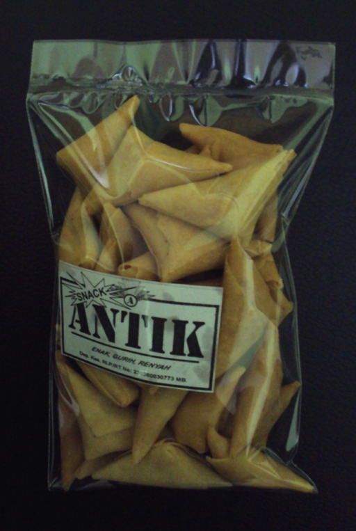 Aneka Snack 1000An / The Store Logo - malakaijrodi
