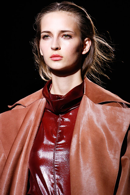 SevenRoses: Nina Ricci F/W RTW 2016-2017 París Fashion Week - Detalles