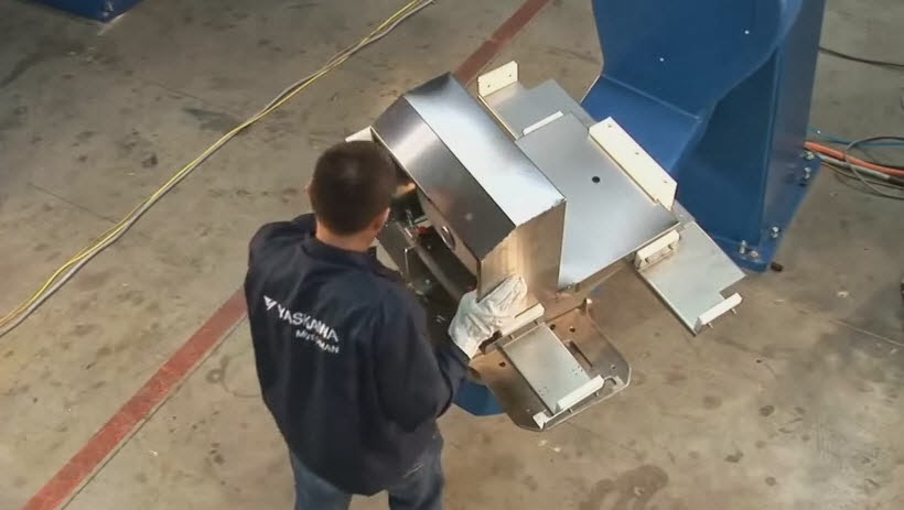 ขั้นตอนการเชื่อมชิ้นงานด้วยระบบหุ่นยนต์Motoman TIG welding robot ...