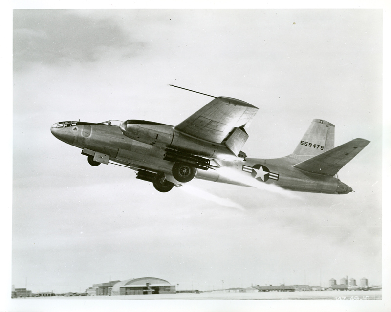 Test & Research Pilots, Flight Test Engineers: April 2011