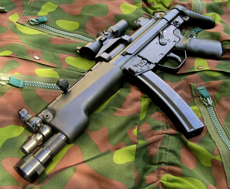 Armas de fuego: Sub-fusil MP-5
