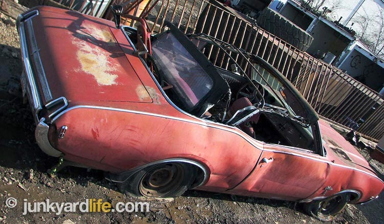 Junkyard Life: Classic Cars, Muscle Cars, Barn finds, Hot rods and part ...