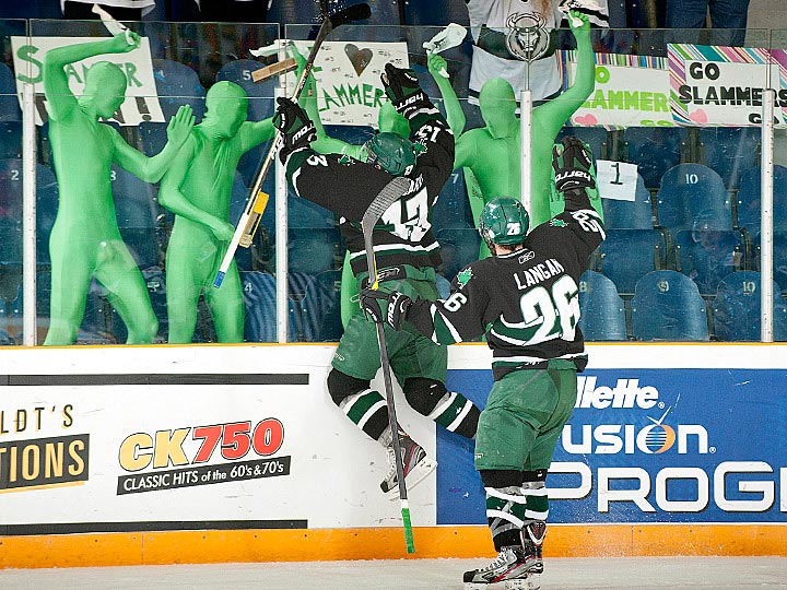 The Shiretown Blogger: Slammers edged 4-3 in national final