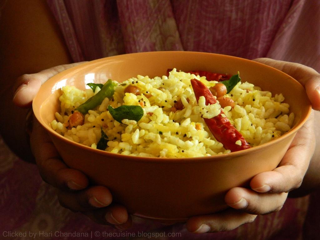 Mamidikaya Borugula Pulihora ~ Puffed Rice with Mango - Blend with Spices