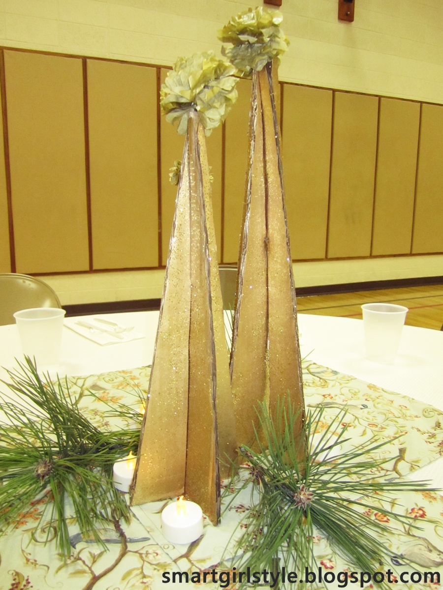 smartgirlstyle: Christmas Tree Centerpiece (a la J. Crew)