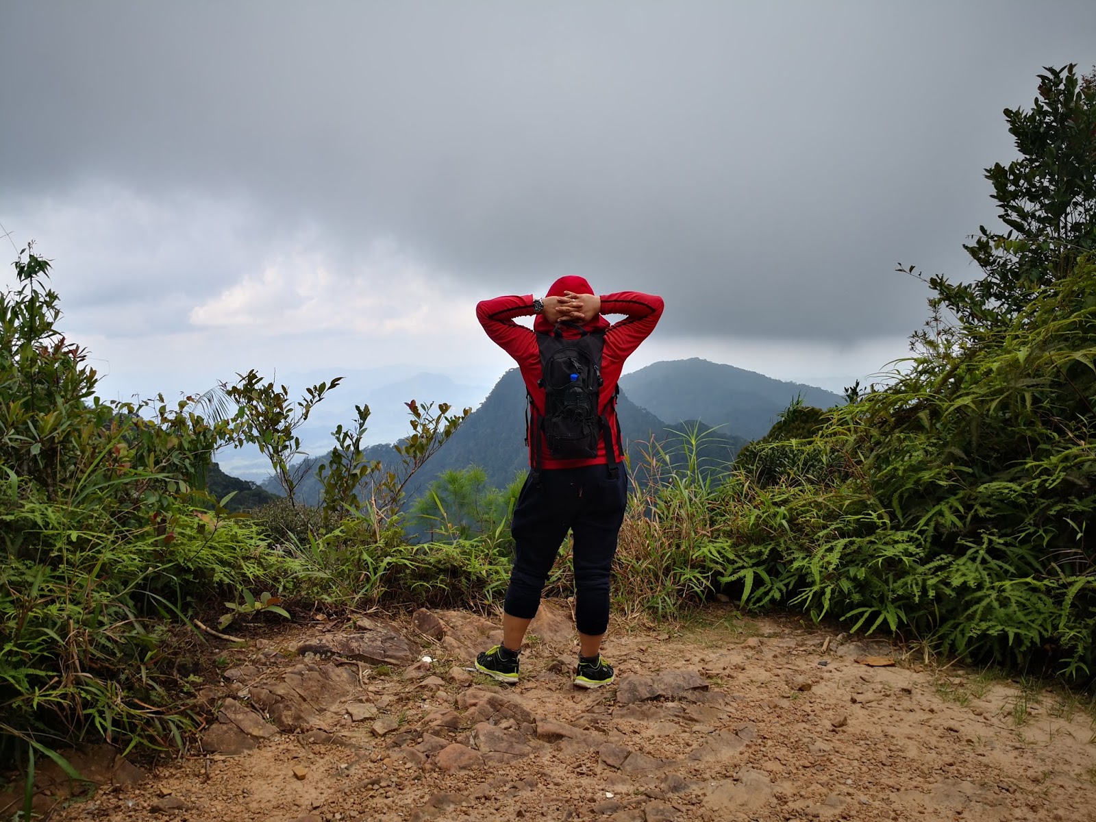 AZLAN RUMADI: HUJUNG MINGGU HIKING DI GUNUNG SERAPI, KUBAH NATIONAL ...