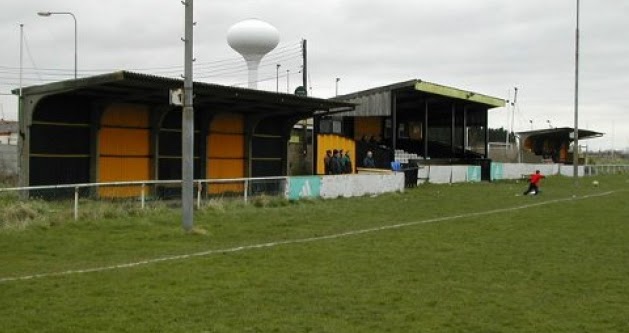Pie and Mushy Peas: Basildon United FC