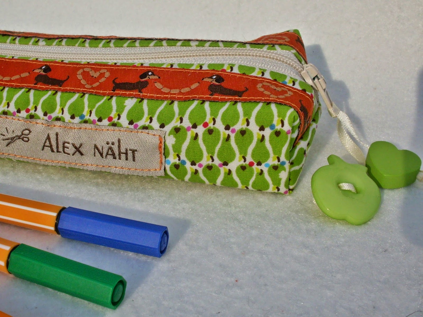 Alex lernt nähen: Federmappe für meine beste Freundin