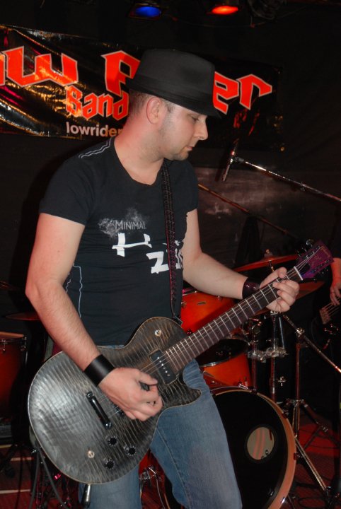 ~HRM Music World by Kat~: ♪♪♪ Mark Merrin